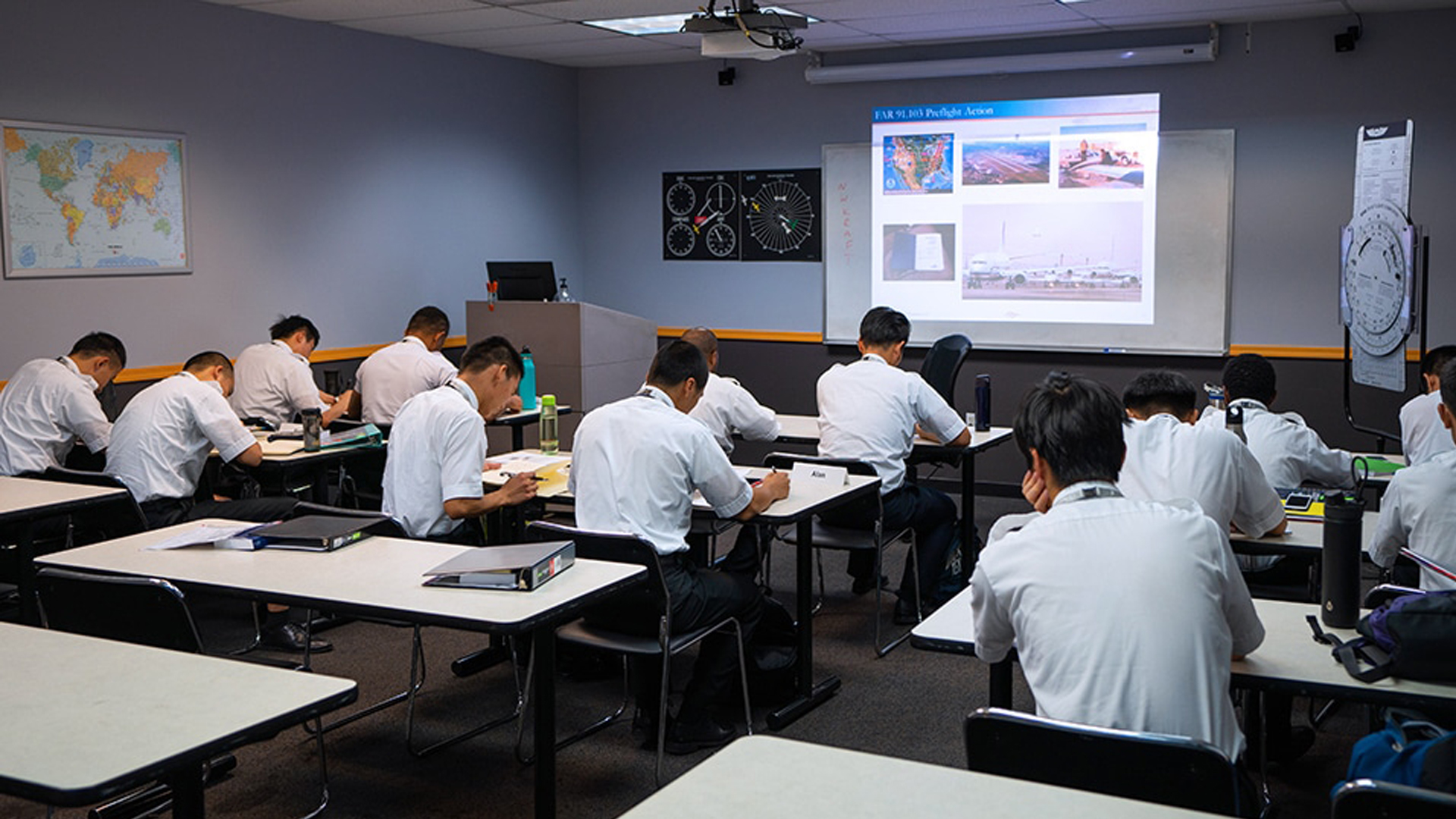 NPT AVIATION COLLEGE – مرکز آموزش خلبانی